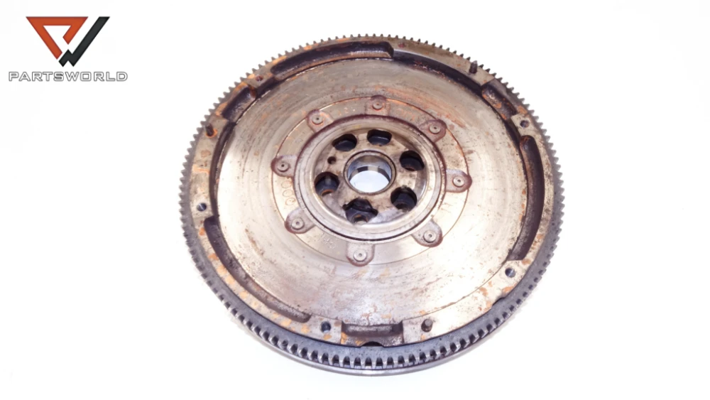 Маховик за VW Golf V 1.9 TDI 105 hp BKC (hatchback) - PartsWorld.bg